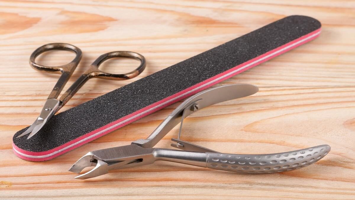 Make Your Nails Shape Beautiful With Nail Scissor in UK 2023